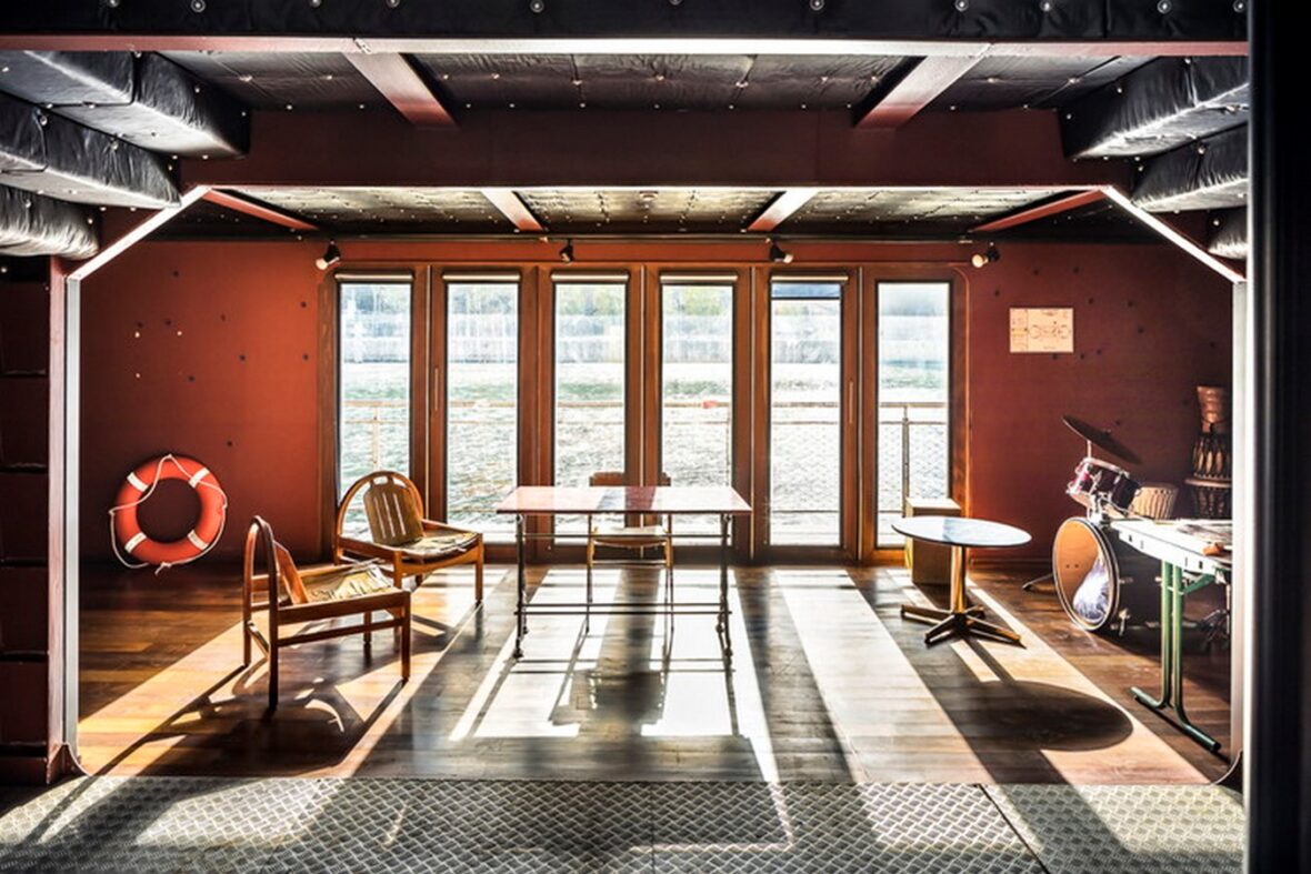 Redefining Psychiatric Care: The Adamant Hospital in Paris - Artleyy